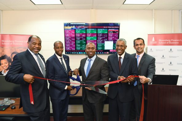 Howard University Unveils New Bloomberg Finance Lab | Press | Bloomberg LP