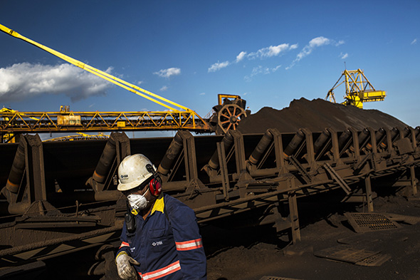 Minério de ferro pode ficar abaixo de US$ 50 até fim do ano | Serviço ...